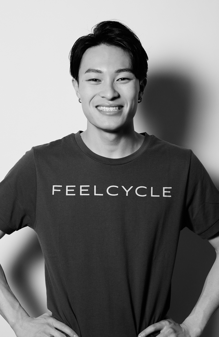 インストラクター | FEELCYCLE（フィールサイクル）－暗闇バイクフィットネス